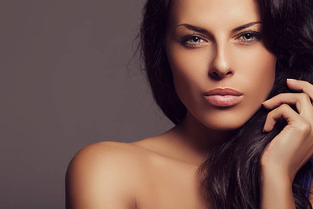 Microblading, digital hairstrokes, powder brows, ombre brows ... Microblading, digital hairstrokes, powder brows, ombre brows ...